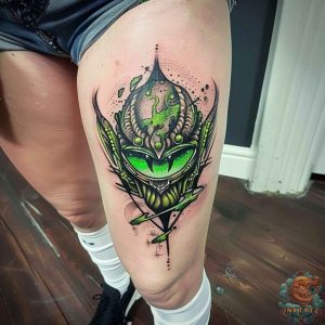 Beyond the Stars: Exploring the Fascinating World of Alien Tattoos: 118 ...