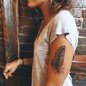 Feather Tattoos: A Symbol of Freedom, Beauty, and Meaning: 150 Designs ...